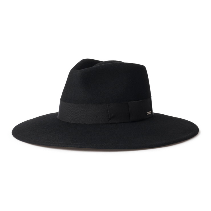 A Tribute to Timeless Fall Headwear Styles, Inspired by Iconic Hollywo ...