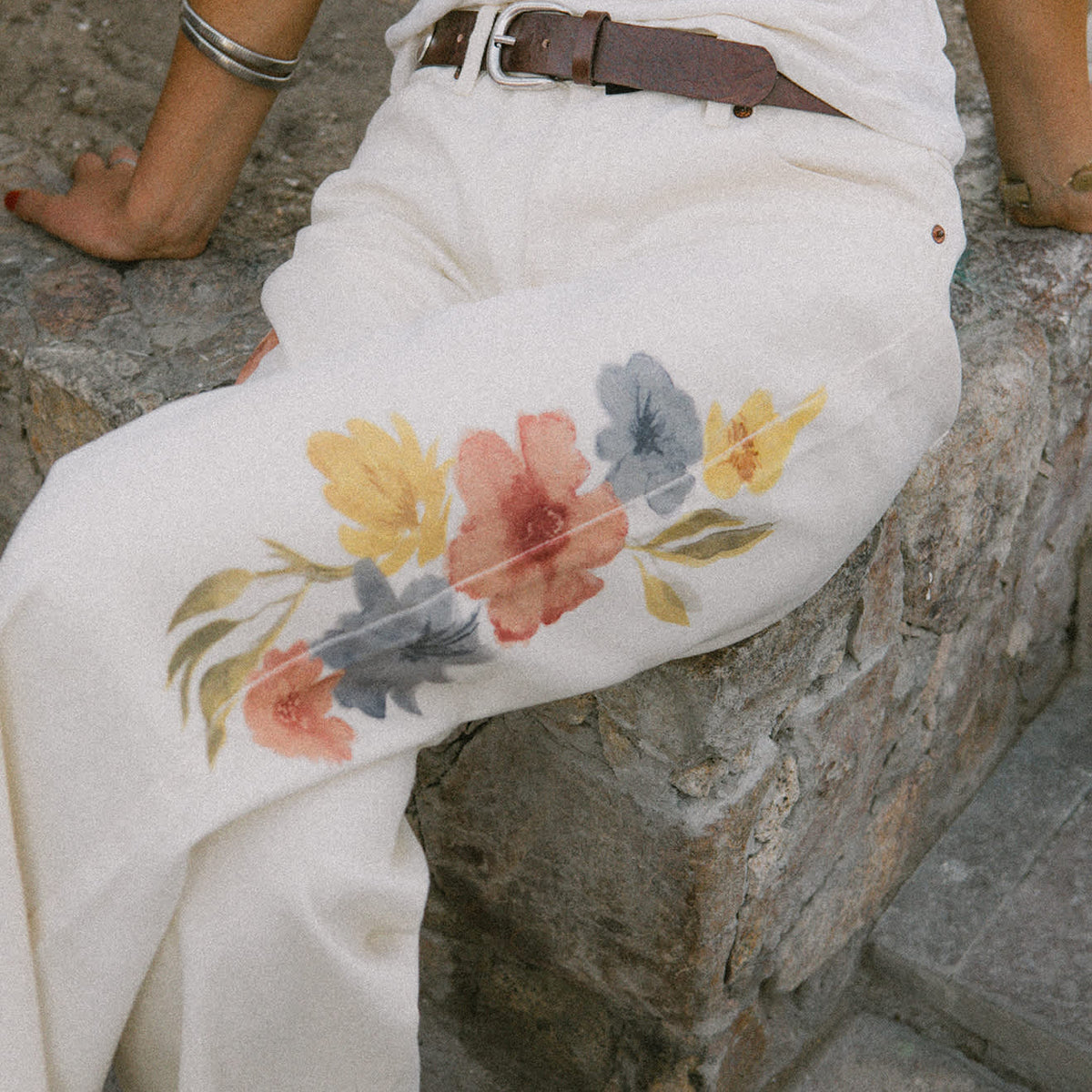 Women's The Chloe 5-Pocket Pant in Off White Floral Burst – Brixton
